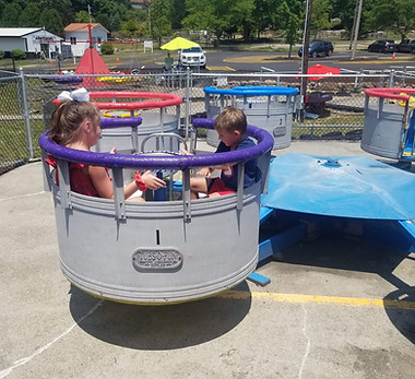 Family Entertainment In The Pittsburgh Area | Caddie Shak